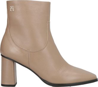 Tommy Hilfiger SCHUHE - Stiefeletten auf YOOX.COM