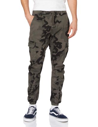 Urban Classics Herren und Jungen Hose Camo Cargo Jogging Pants, Cargohose im Stil einer Jogginghose, Taschen an der Seite, Beinabschlus mit Gummibund, Farbe grey cam