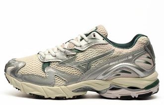 Mizuno Wave Rider 10 S Trainers EU 42