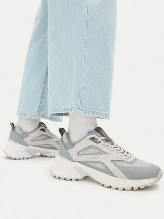 Calvin Klein Sneakers Calvin Klein Hike Runner Ck Stripe Refl Su HW0HW03107 Grau