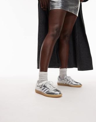 adidas Originals Samba OG - Sneaker in Metallic-Silber mit Kroko-Muster