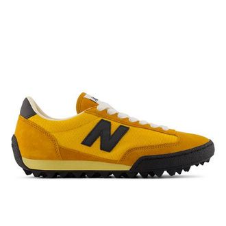 New Balance Unisex Gator Run in Braun/Orange, Wildleder/Mesh, Gr&ouml;&szlig;e 38.5