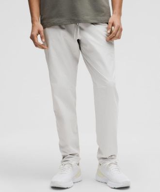 lululemon Pantalon Zeroed In coupe slim pour Hommes - Taille L