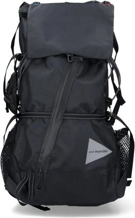 And Wander Rucksäcke - Structured Black Minimalist Bag With Practical Com - Gr. unisize - in Schwarz - für Damen