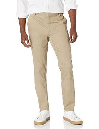 Amazon Essentials Pantalon chino extensible à coupe ajustée et infroissable, sans pinces Homme, Havane, 30W / 32L