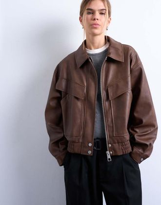 Topshop Bomber zipp&eacute; coupe carr&eacute;e bouffante en similicuir - Marron d&eacute;lav&eacute;-Brown