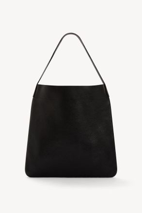 Gerard Darel Sac Hobo en cuir grain&eacute; int&eacute;rieur m&eacute;tallis&eacute; - LADY - Noir/Or