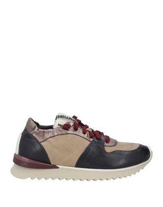 And&igrave;a Fora CHAUSSURES - Sneakers sur YOOX.COM