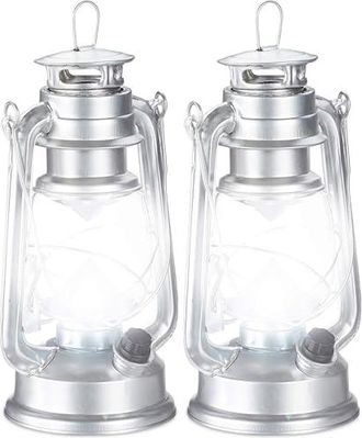 Relaxdays Sturmlaterne LED, retro Sturmlampe als Fensterdeko oder elektrische Gartenlaterne, batteriebetrieben, silber (Packung mit 2)