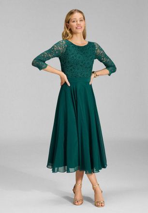 Swing Abendkleid Taillierter Schnitt mit ausgestelltem Rockteil