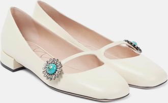 Valentino Garavani Escarpins Daisy en cuir à ornements