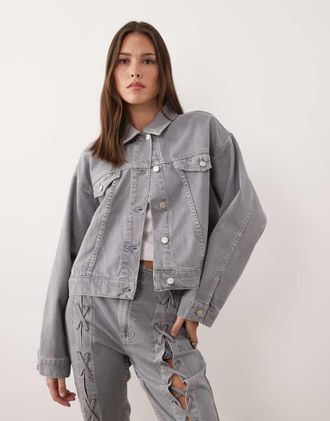 Asos Veste en jean densemble &agrave; la&ccedil;age - Gris