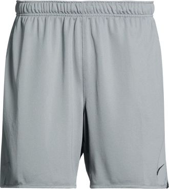 Nike HOSEN & R&Ouml;CKE - Shorts & Bermudashorts auf YOOX.COM