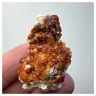 Generic Kristallstein Nat&uuml;rlicher Granat, Originalstein, Mineralienprobe, Kristall Kristallstein-Halskette mit Halter(17.6g 26 * 38 * 15mm)