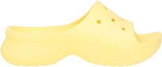 Crocs SCHUHE - Sandalen auf YOOX.COM