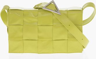 Bottega Veneta Umh&auml;ngetasche MEDIUM CASSETTE aus geflochtenem Leder, einfarbig Bottega Veneta