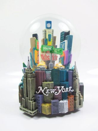 Generic New York gro&szlig;e Schneekugel 13 cm Snowglobe mit Spieluhr Broadway Liberty
