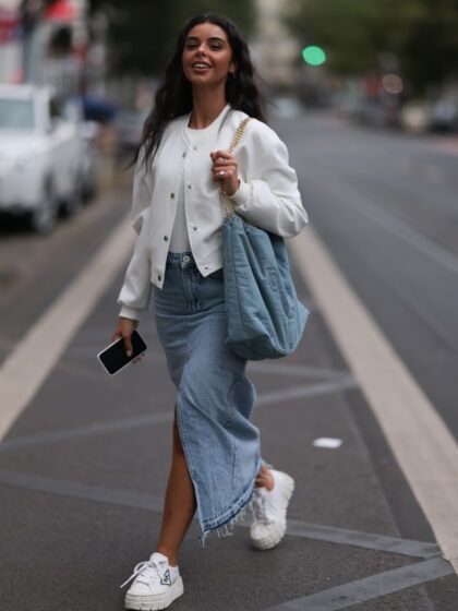 Von 12 bis 32 Grad: Die schönsten „Sneaker zum Rock“-Looks