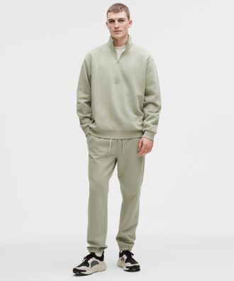 lululemon Steady State Jogger im Classic Fit f&uuml;r M&auml;nner - Gr&ouml;&szlig;e L in Fog Green