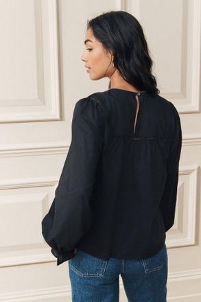 Laura Ashley Langarmbluse Laura Ashley Langarmbluse mit Stickerei (1-tlg)