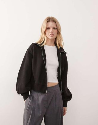 Weekday Strukturierte, asymmetrische Kapuzenjacke in Schwarz mit Rei&szlig;verschluss-Brown