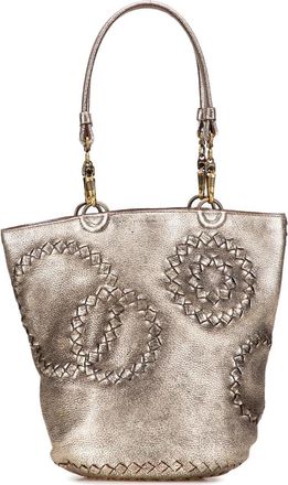 Bottega Veneta Hobo Bags - Small Metallic Intrecciato Trimmed Cervo Bucket Ba - Gr. unisize - in Gold - f&uuml;r Damen