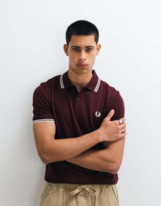 Fred Perry polo &agrave; liser&eacute;s doubles bordeaux-Rouge