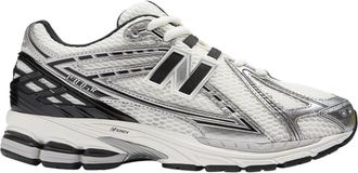 New Balance Femme, Chaussures, Gris, Taille: 44 1/2 EU Baskets Lifestyle Gris Unisexe