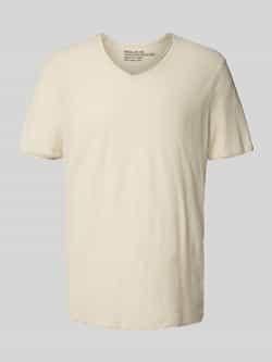 Mc Neal T-Shirt mit V-Ausschnitt