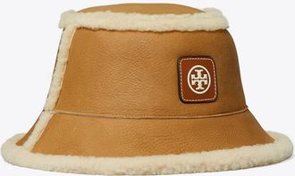 Tory Burch Damen Wendbarer Fischerhut aus Lammfell