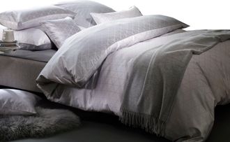 Curt Bauer Mako-Brokat-Damast Wendebettw&auml;sche JOVE perlgrau 1 Bettbezug 200 x 200 cm + 2 Kissenbez&uuml;ge 80 x 80 cm