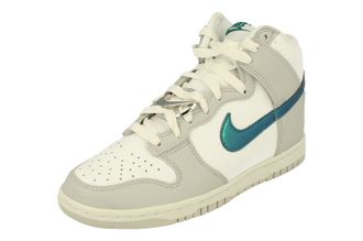 Nike Damen Dunk Hi FLS Sneakers