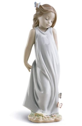 Lladro M&auml;dchen-Figur Freundin Der Schmetterlinge. M&auml;dchen. Porzellan