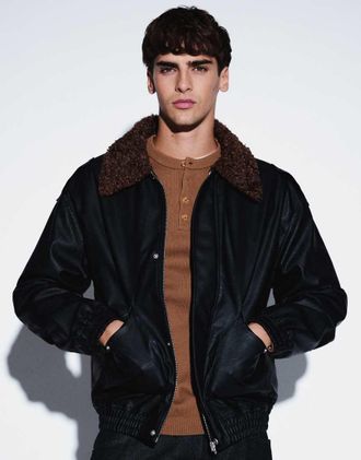Asos bomber imitation cuir &agrave; col contrastant noir