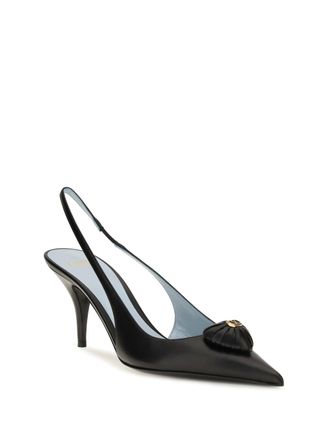 Valentino Garavani Womens Coeur Royal Slingback Leather Pumps Nero Sandal