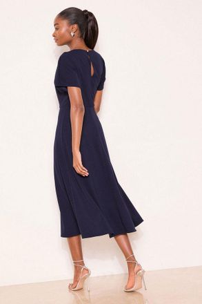 Lipsy Midikleid Lipsy Midikleid mit seitlichem Knoten, Regular (1-tlg)