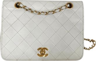 Chanel Crossbody Bags - Chanel Timeless Single Flap Small white / good - Gr. unisize - in Weiß - für Damen