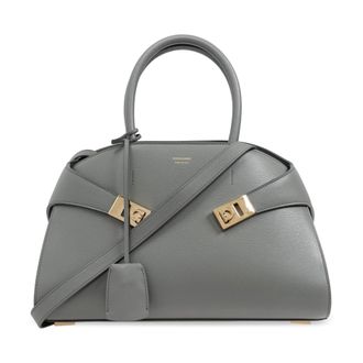 Ferragamo Femme, Sacs, Gris, Taille: ONE Size Hug Shoulder Bag