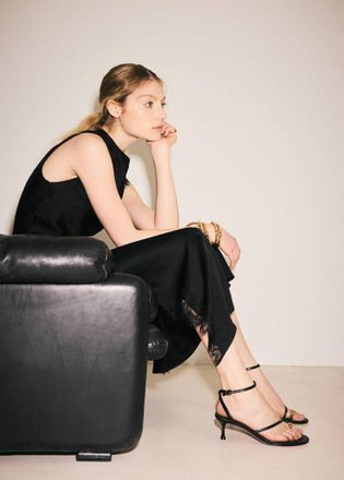 Mango Sandale &agrave; talon avec brides crois&eacute;es noir - Femme - 35 - MANGO