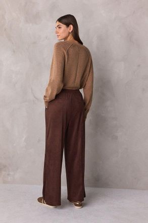 Next Jogginghose Hose mit weitem Bein aus Kunstveloursleder (1-tlg)