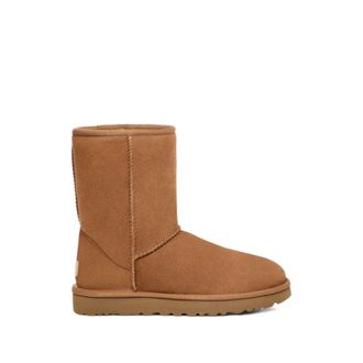 UGG Classic Short II Chestnut Boots
