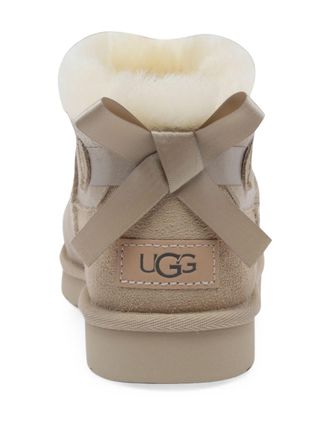 UGG Bailey Bow Boot - Beige