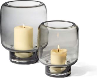 Philippi VEJLE Windlicht oder Vase - graues Rauchglas = Trendfarbe des Jahres - Windlicht für Teelichte bis Blockkerzen - romantischer Kerzenschein auf Balkon,