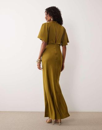 Asos Robe longue et blousante en satin &agrave; col montant et manches &eacute;vas&eacute;es - Kaki fonc&eacute;-Vert