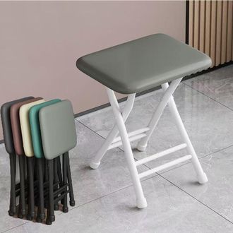 Generic Tragbarer Klapphocker, Stuhl mit R&uuml;ckenlehne f&uuml;r Wohnzimmer & Bar - leicht zu verstauen, drinnen/drau&szlig;en - bequemer, gepolsterter Sitz