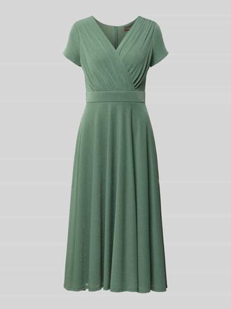 Vera Mont Tailliertes Cocktailkleid mit V-Ausschnitt