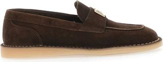 Dolce & Gabbana Femme, Chaussures, Brun, Taille: 37 1/2 EU Mocassins marron avec plaque logo sur le devant et coutures contrast&eacute;es en daim pour femme