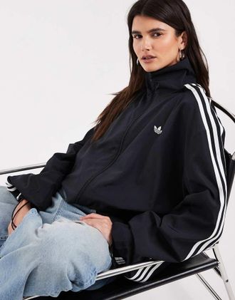 adidas Originals Firebird gewebtes Tracktop in Schwarz