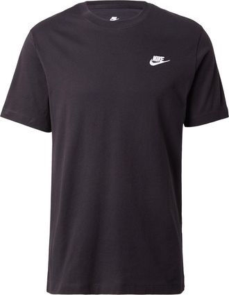 Nike T-Shirt Club