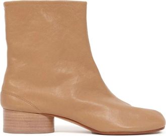 Maison Margiela Femme, Chaussures, Beige, Taille: 39 1/2 EU Bottines Tabi &agrave; talon de 30 mm